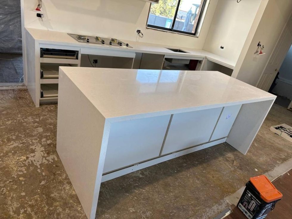 Stone Benchtop Solutions For Builders | Stone Benchtops Direct